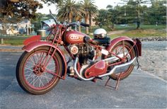 5 MOTOR ANTIK YANG ADA DI INDONESIA │ OTOTRACK201