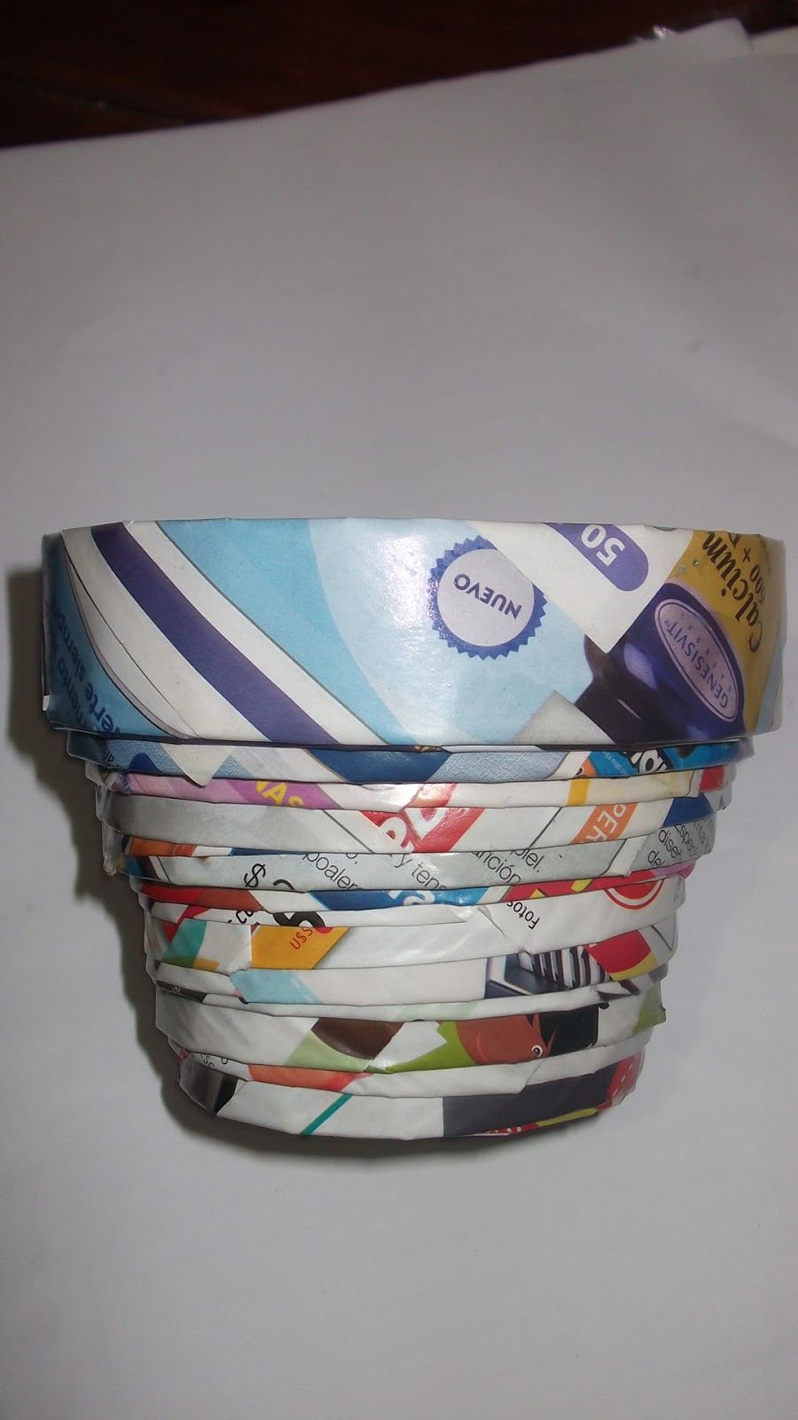 SEGUNDA VIDA: Como hacer recipientes usando papel