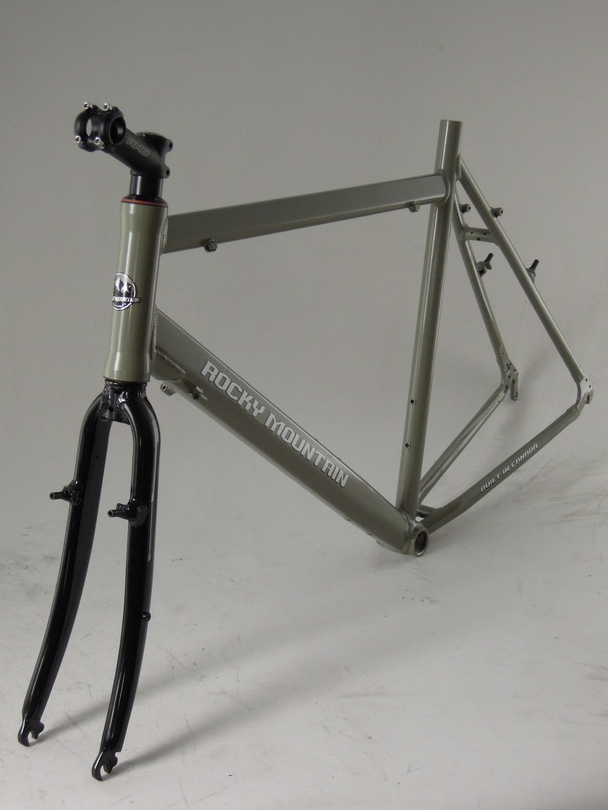 Frame and Wheel Selling Services: Rocky Mountain touring frame set 60cm ...