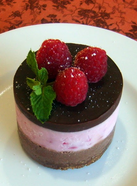 Chocolate-Raspberry Parfait | Leafy Greens and Me