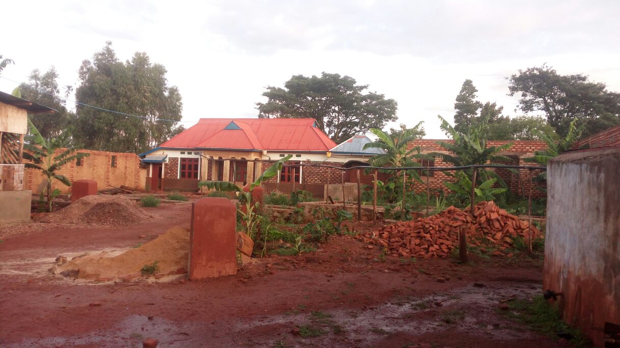 SHAMBA NA NYUMBA VINAUZWA. | Ngara Yetu