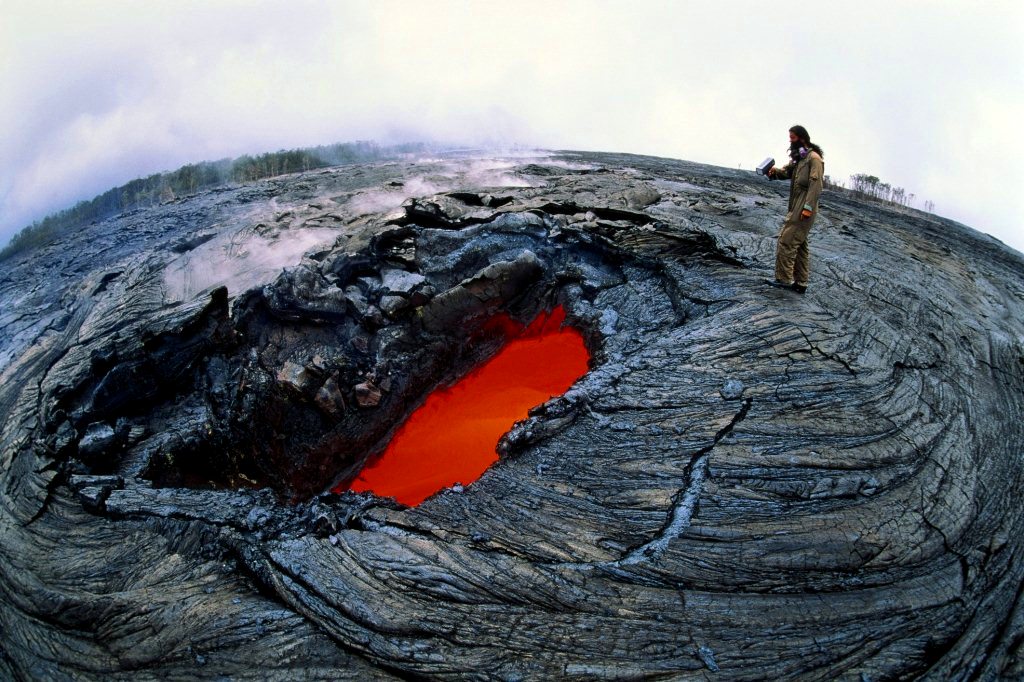 A Hole in Earth's Surface - Geology In