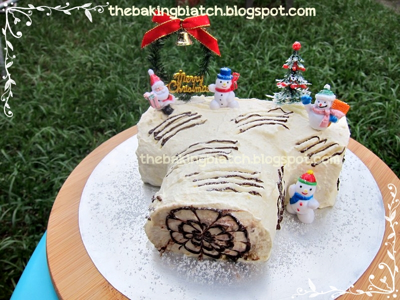 The Baking Biatch || by Cynthia Lim: Mango Mousse Yule Log / Log Cake