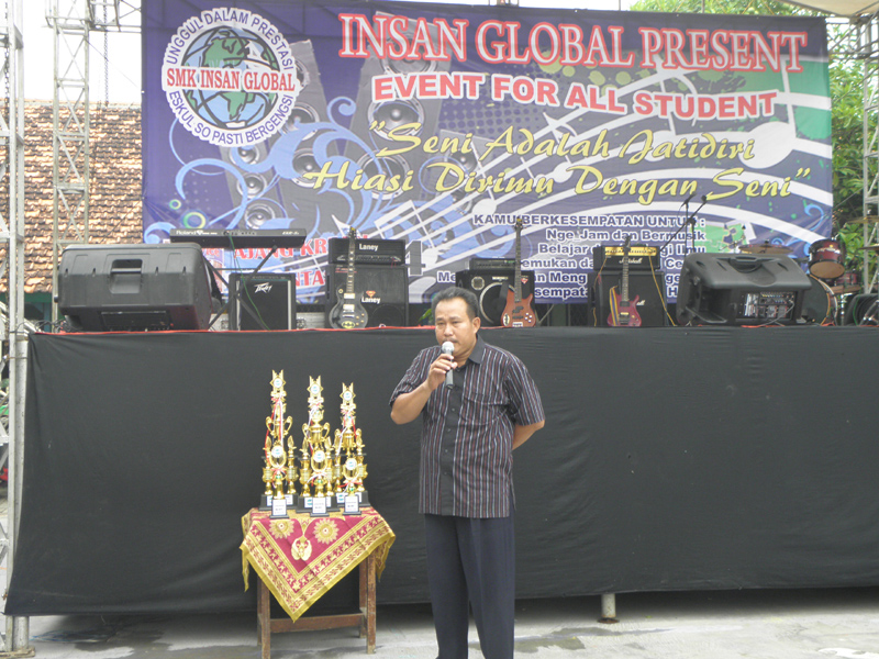 SMK INSAN GLOBAL