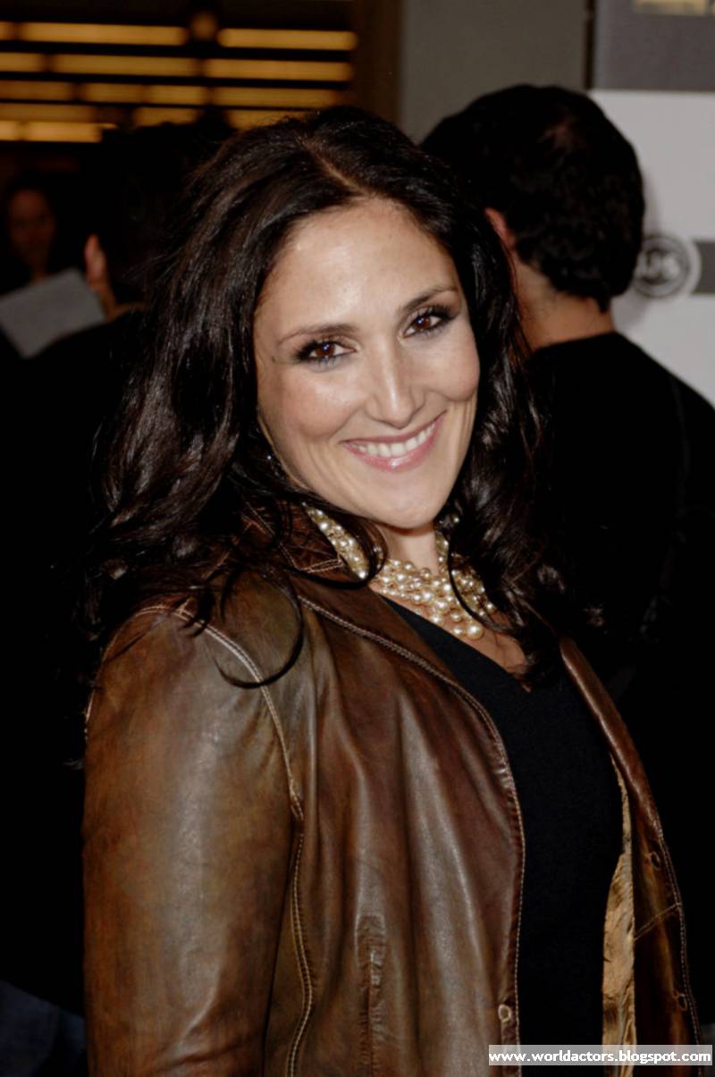 American Actress Ricki lake latest picture Gallery | World of Actors