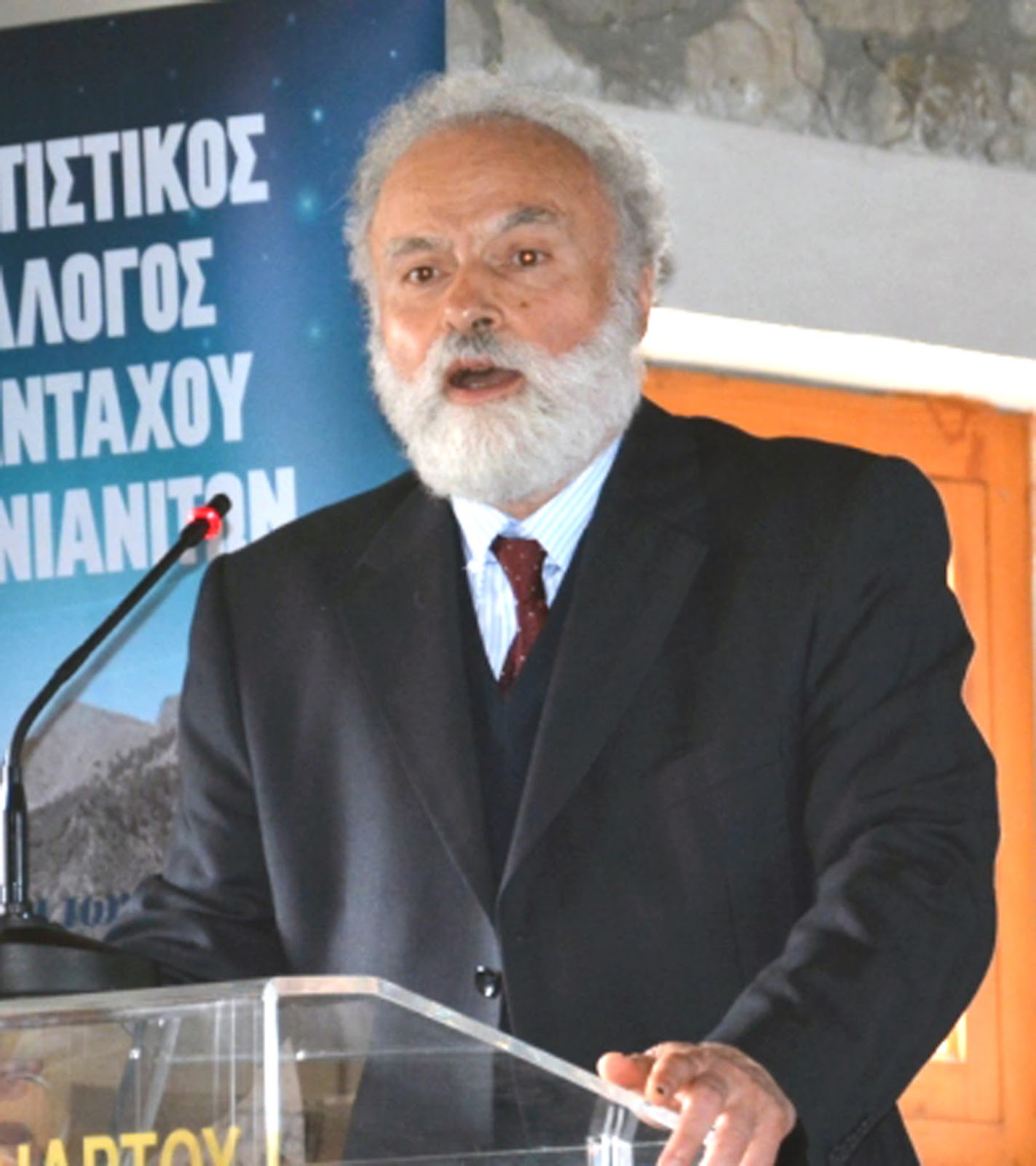 Ευρυτανικό Βήμα: Ράγισαν καρδιές στην κηδεία του Ηλία Λιάσκου στα Φουσιανά