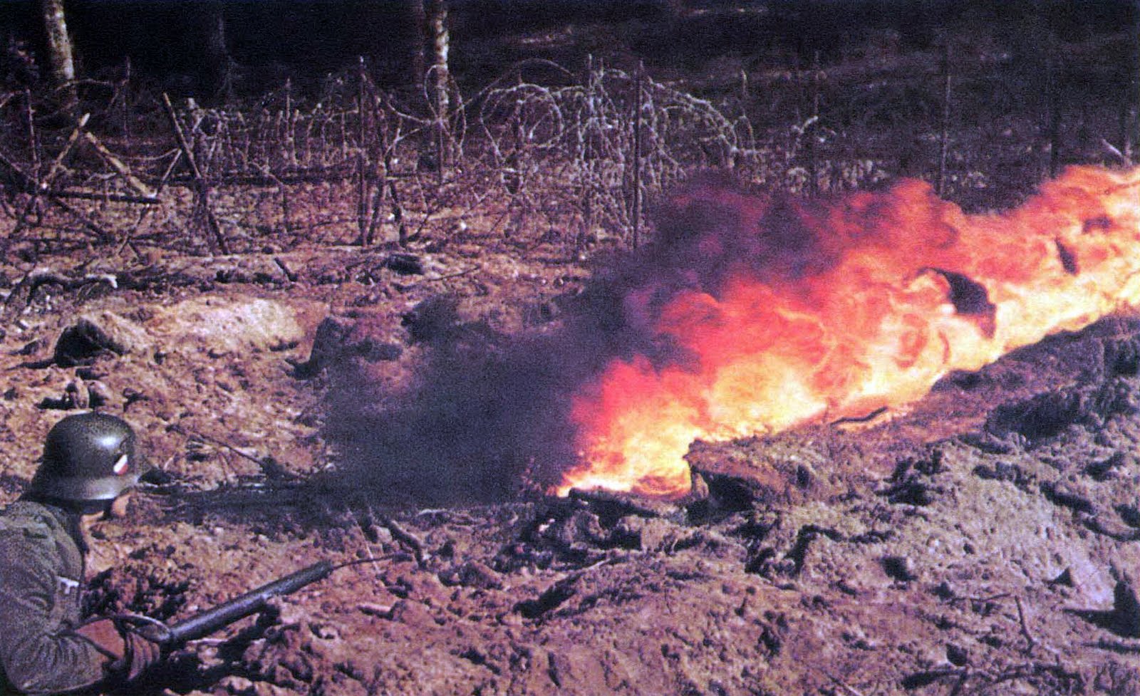 Third Reich Color Pictures: Flammenwerfer (German Flamethrowers)
