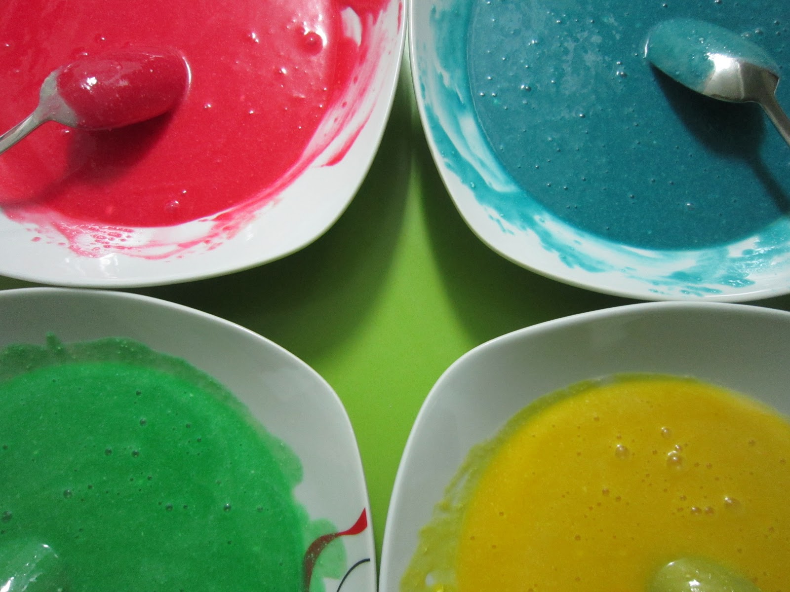 DE DULCE EN DULCE: Cupcakes de vainilla y merengue