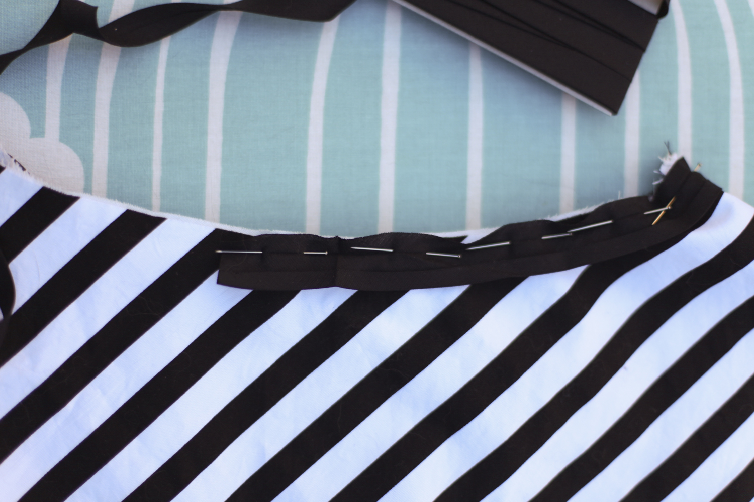 Tutorial: Replacing Facings with Bias Binding | Jennifer Lauren Handmade