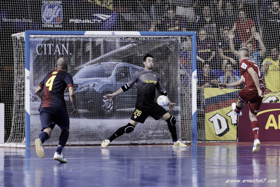 FUTSAL OLÍMPICO : PACO SEDANO DA EL TRIUNFO AL F.C. BARCELONA