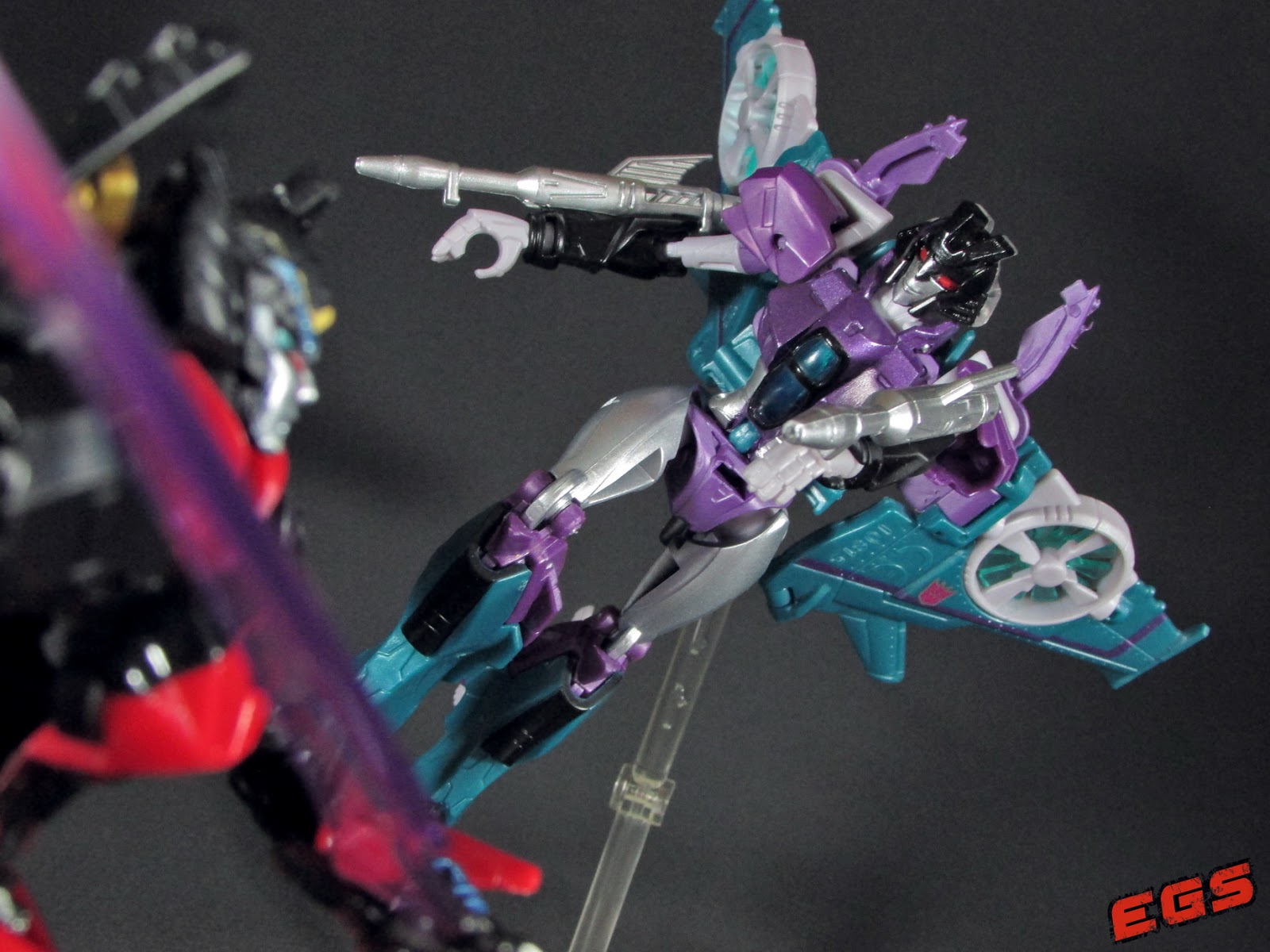 El Garage de Sleepy: Legends LG-16 Slipstream