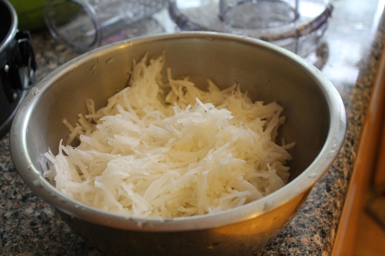 YU Family's Cookbook 俞家的食譜 Yu jia de shi pu: Baked Daikon Pastries ...