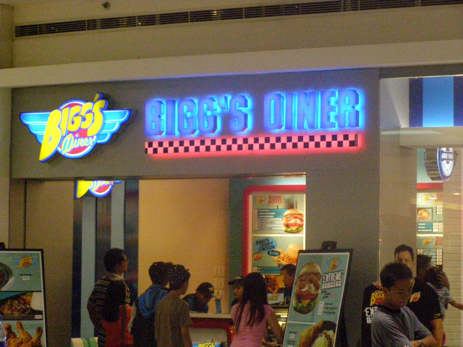 chinelas...: Bigg's Diner finally at SM Sta. Rosa