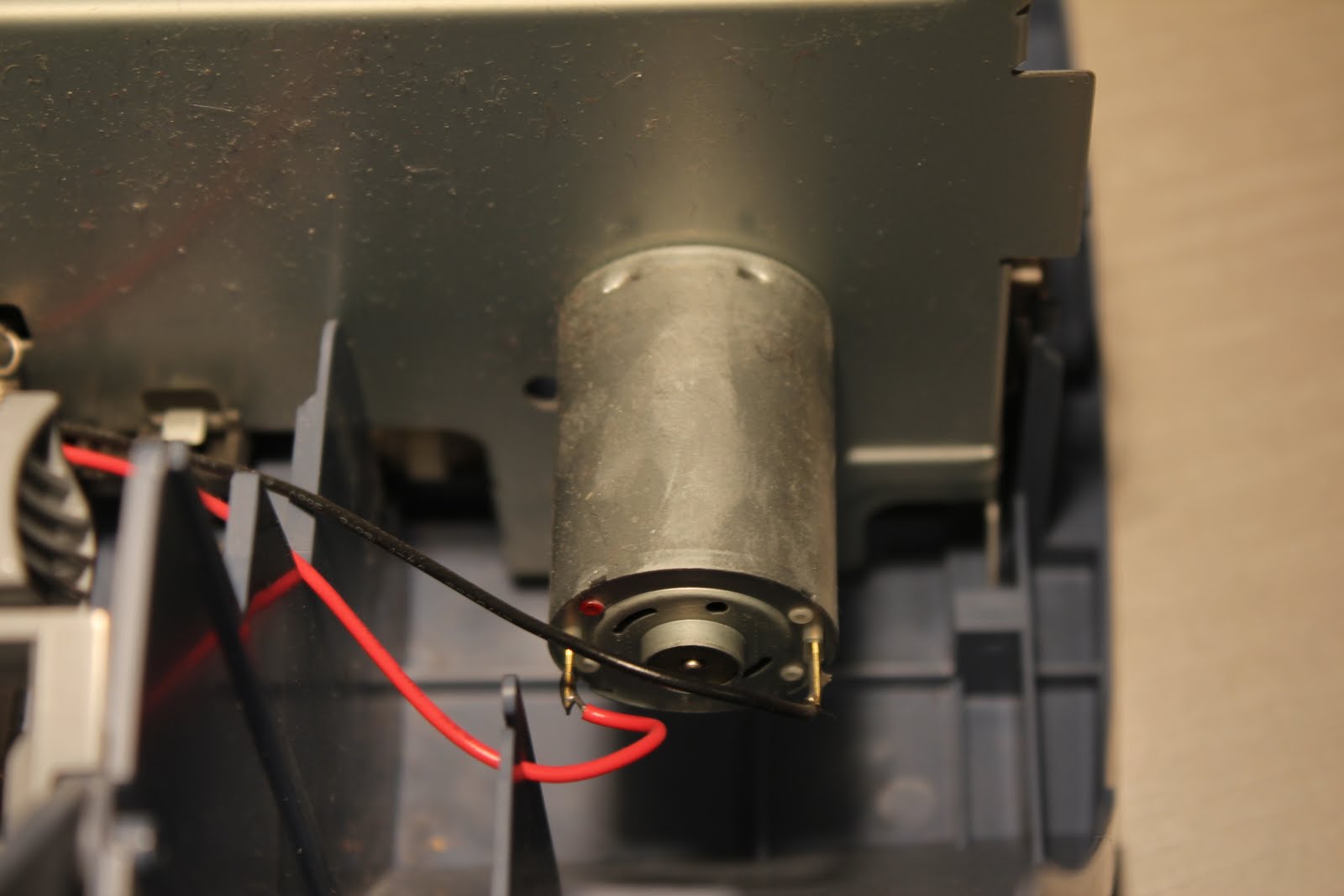 andbas.com :: research: Разбираем принтер Lexmark z25