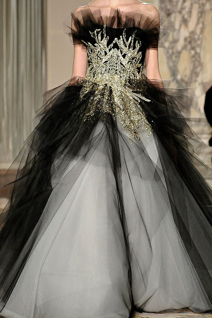 The Wawidoll Fashion Files: Marchesa Fall 2012 Details
