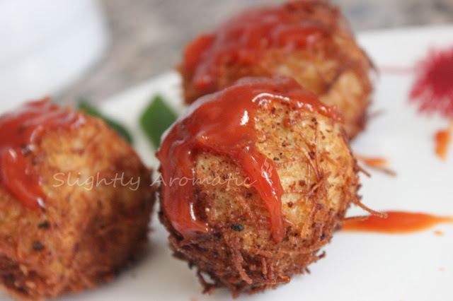 Recipes from Southern India: Crispy Bread Balls