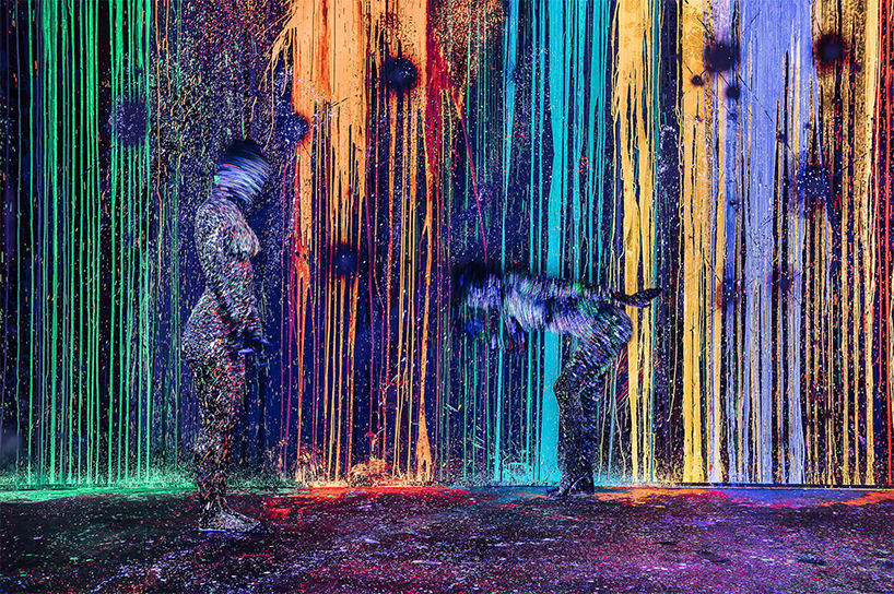 Body Painted Woman in the Infinity Split Installation by Magnus Sodamin ...