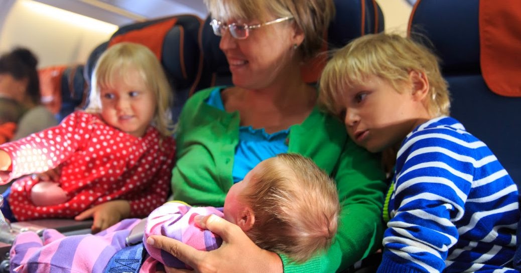 Chi scrive non muore mai: Ryanair: supplemento anche per il bebé in braccio