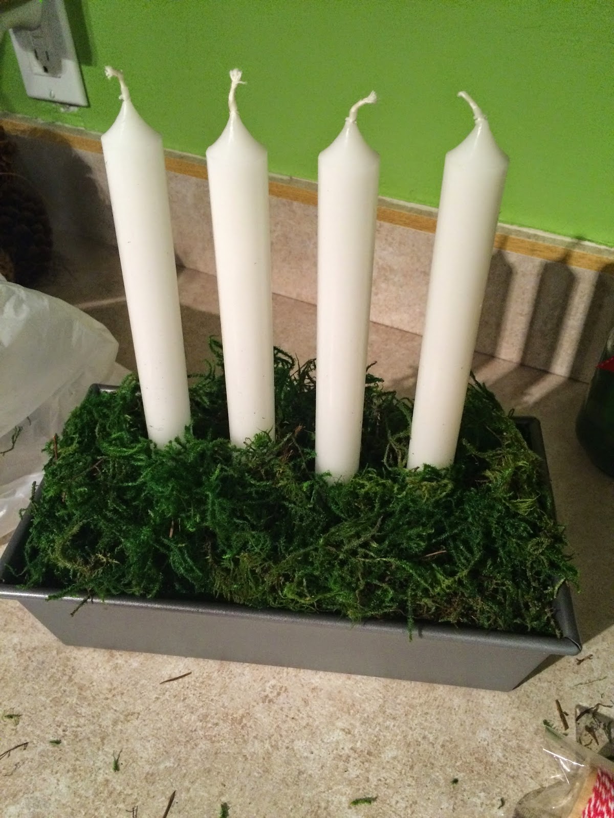 Five on Ash: Simple Rustic Advent Wreath