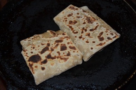 Vaniensamayalarai: Mushroom Roti Parcel / Roti Stuffed With Mushroom Mix