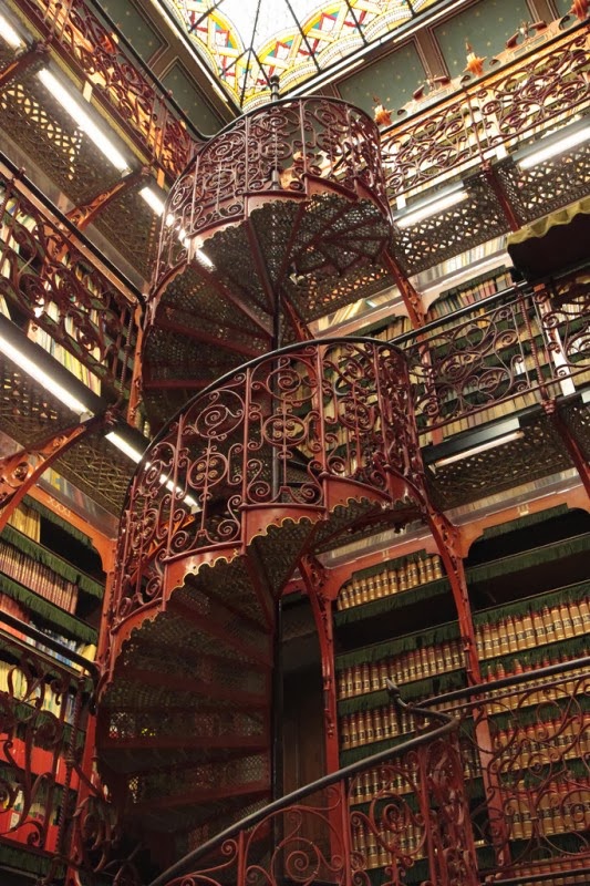 Woodvertising: 25 of the World's Most Amazing Libraries