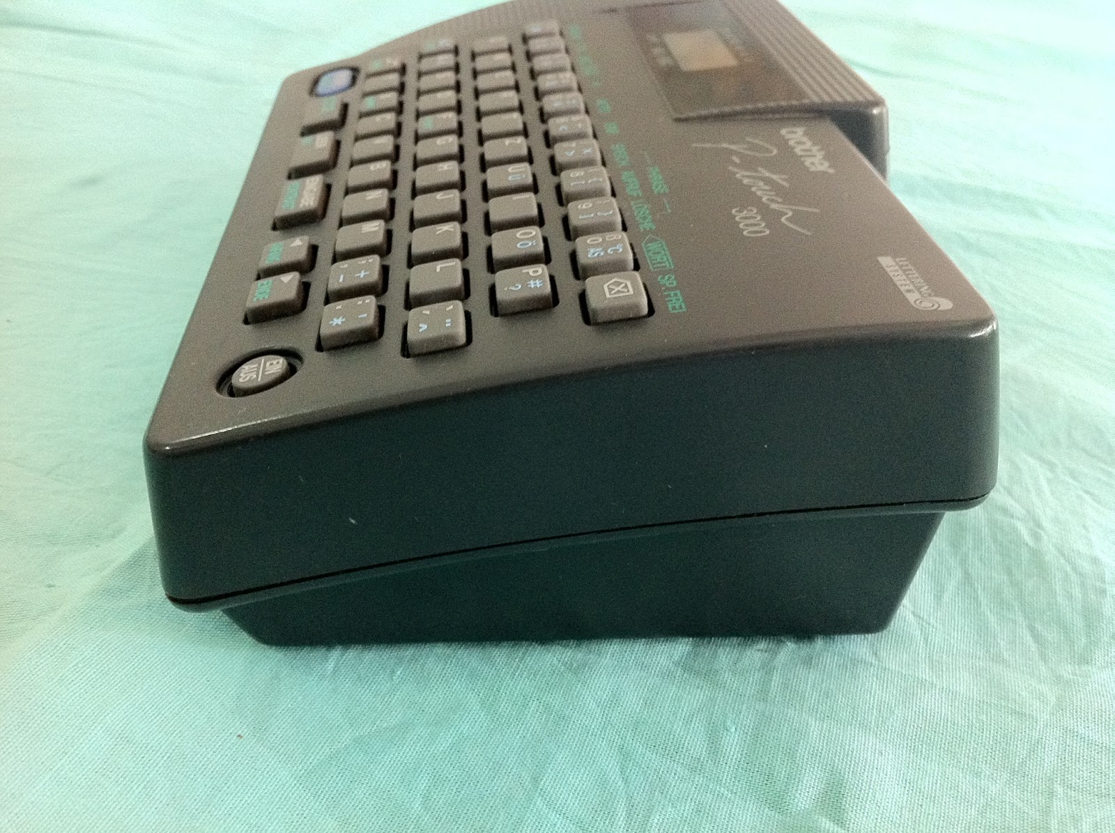 Shayona Electronics: Brother P-Touch 3000 Label Printer