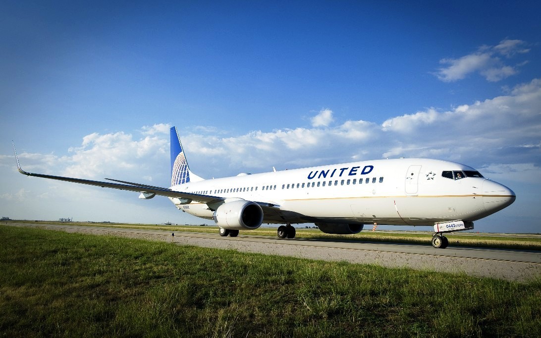 GAMBAR PESAWAT TERBANG: Boeing 737-900ER (Wallpaper 2)