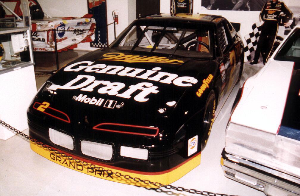 Lucky Dog: It's "Midnight" at the NASCAR Hall of Fame