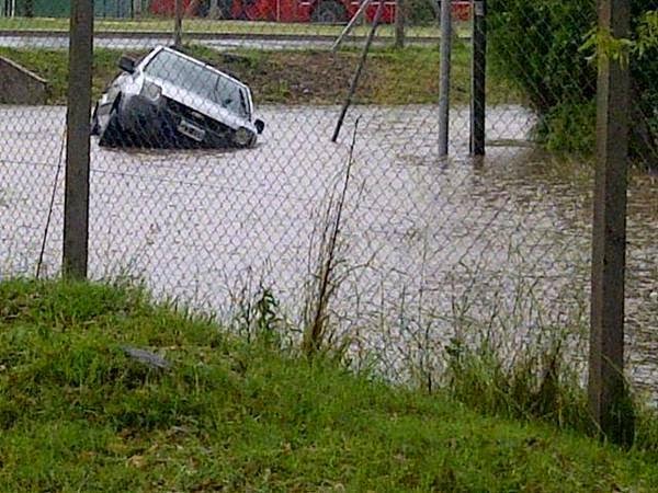 LA GENERACIÓN SIGUIENTE: Vecinos de Tigre inundados e indignados con ...