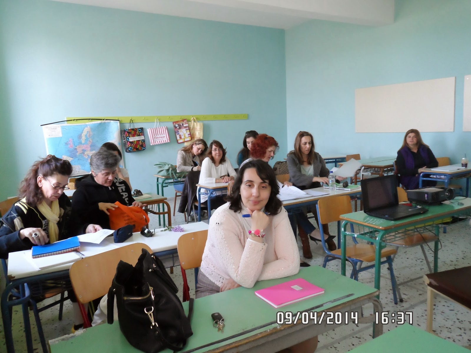 ΚΕΝΤΡΟ ΔΙΑ ΒΙΟΥ ΜΑΘΗΣΗΣ ΔΗΜΟΥ ΘΗΒΑΙΩΝ: ΦΩΤΟΓΡΑΦΙΚΟ ΥΛΙΚΟ