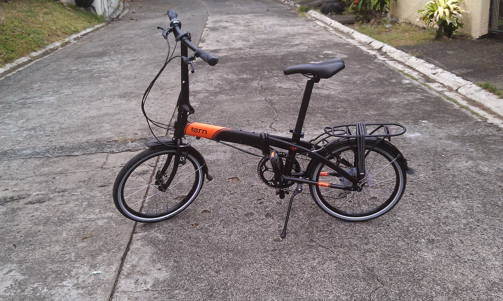 Review: Tern Link D8