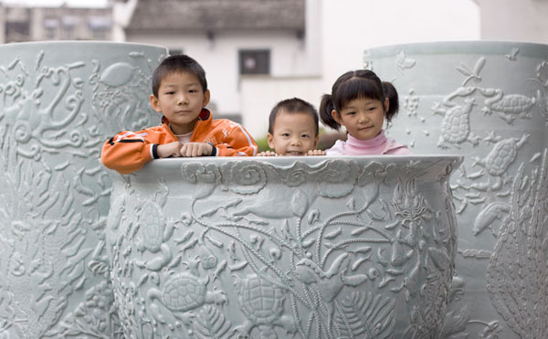 DRAW IT OUT: Roger Law