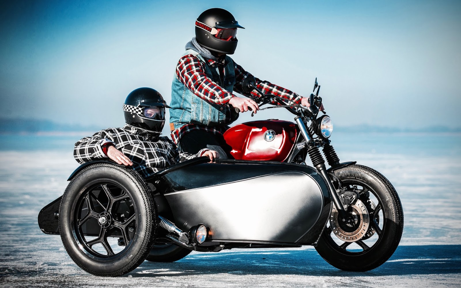 Red Hot Chili Sidecar - Inazuma café racer