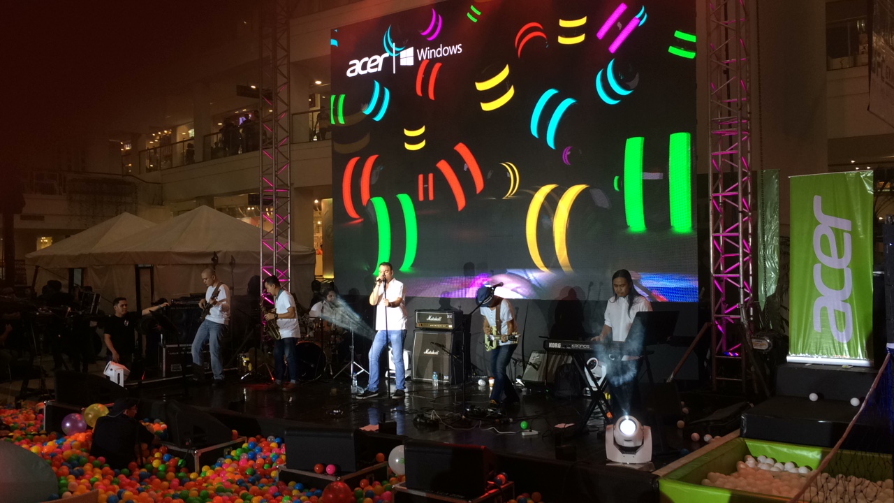 Acer Day Celebration turned Glorietta Activity Center into a Grand Ball ...