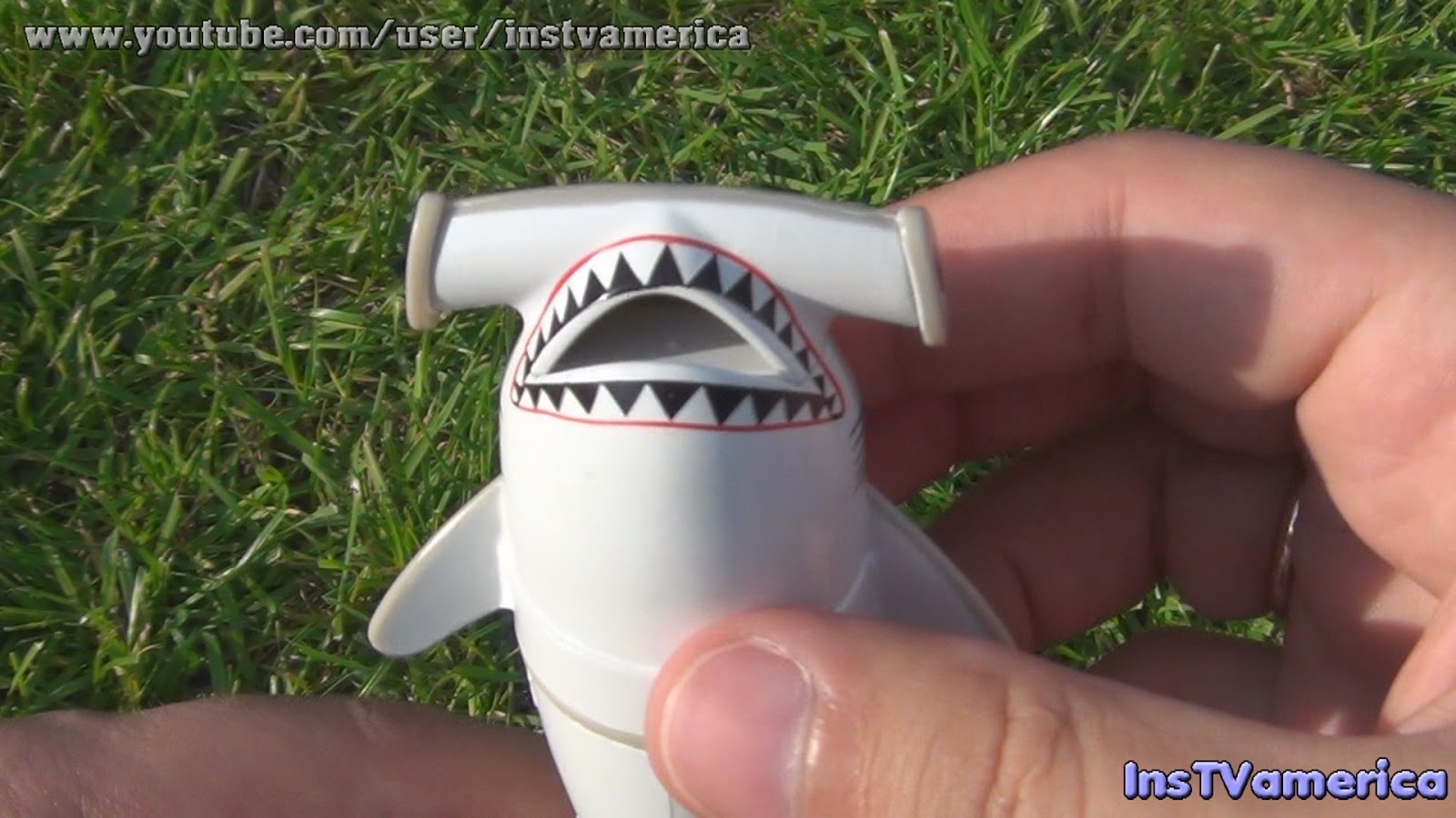 InsTVamerica: Lil' Fishys Shark Motorised Water Pets Hammie Shark ...