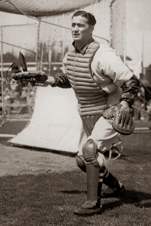 Catcher/Spy: PHOTO GALLERY