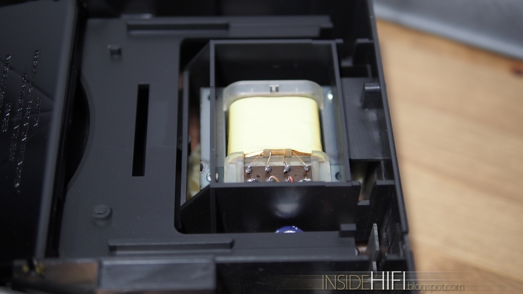 Inside Hi-Fi: Philips CD 840 (CD840/00R)