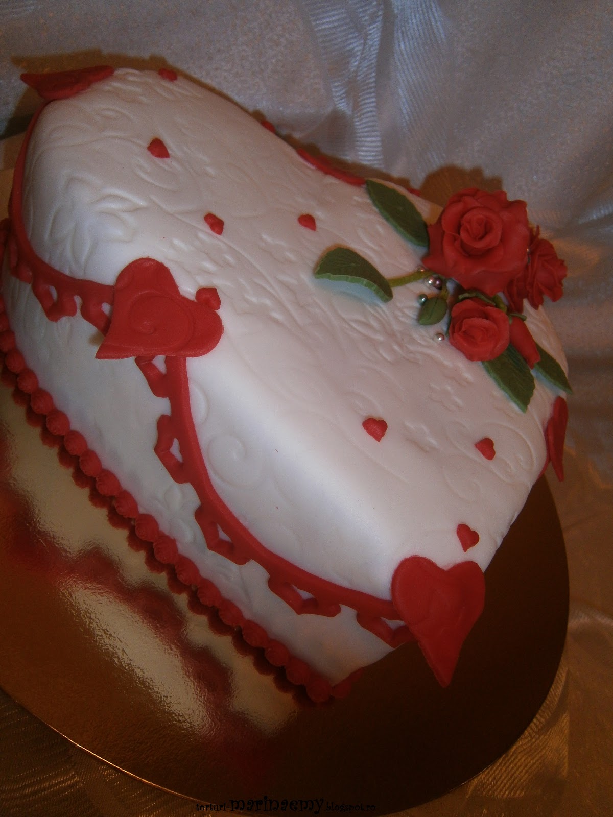 Torturi la comanda: Tort Inima pentru Valentine' Day