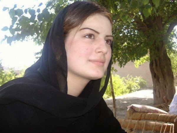 New Hijab Fashion: Single Muslim Women