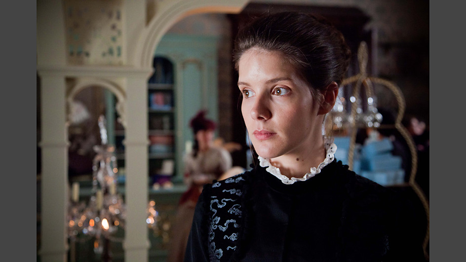 THR33 OF A KIND: THE PARADISE