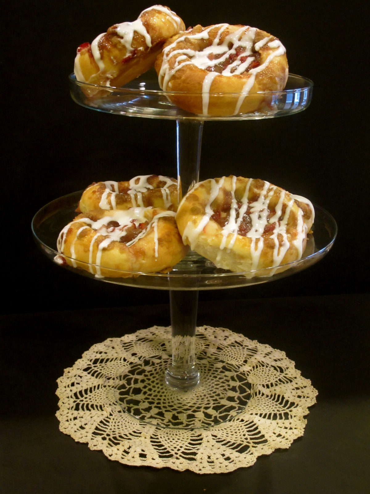 My Mother's Apron Strings: Strawberry Sweet Buns