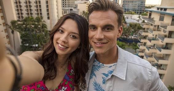 Up Your Selfie Game - The Wefie Way