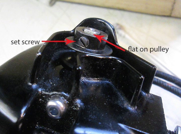 My Sewing Machine Obsession: Featherweight motor; Singer 221 motor