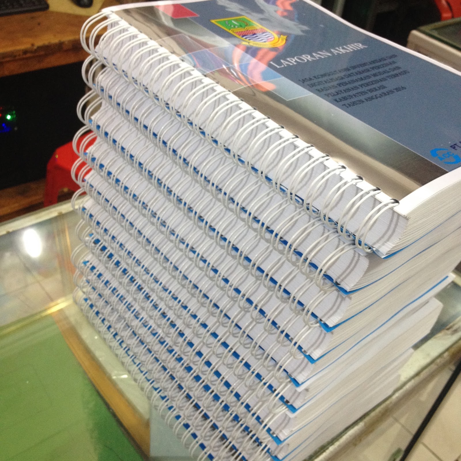 Tukang Jasa Fotocopy | Jilid | Print | Percetakan: Tempat Jilid Spiral ...