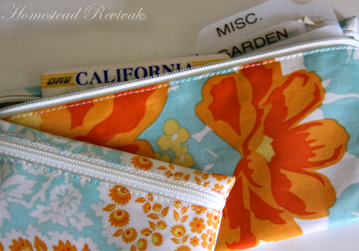 Homestead Revival: Give Away: A Time for Everything's Divide-It Wallet!