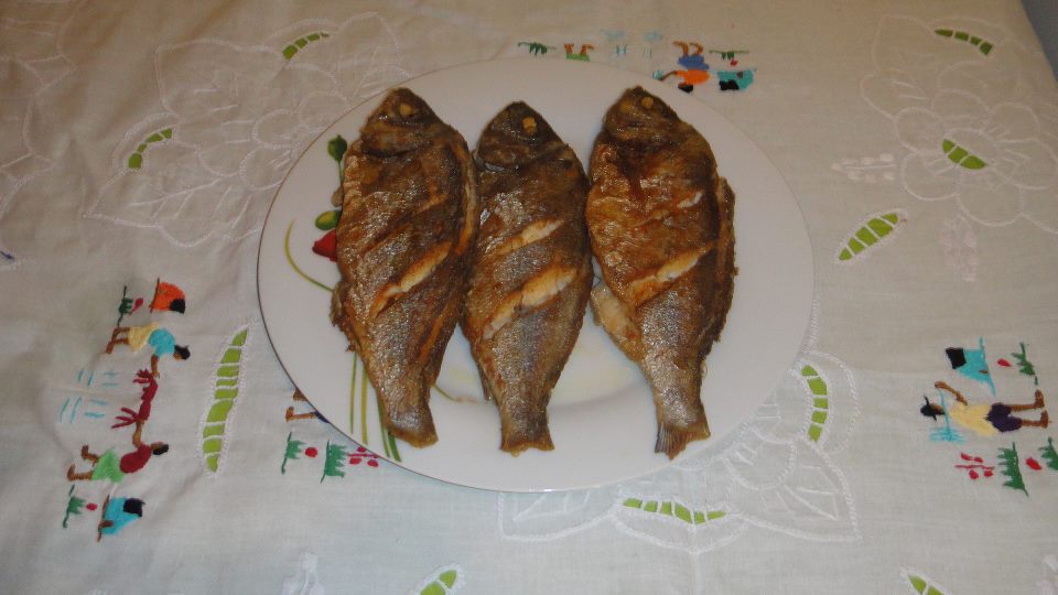 Poisson frit pimenté
