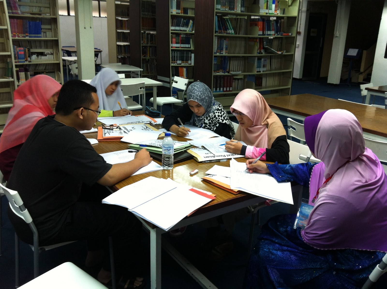 Bengkel Penulisan Kreatif KMS ~ iwan ghazali (iwan reaz)