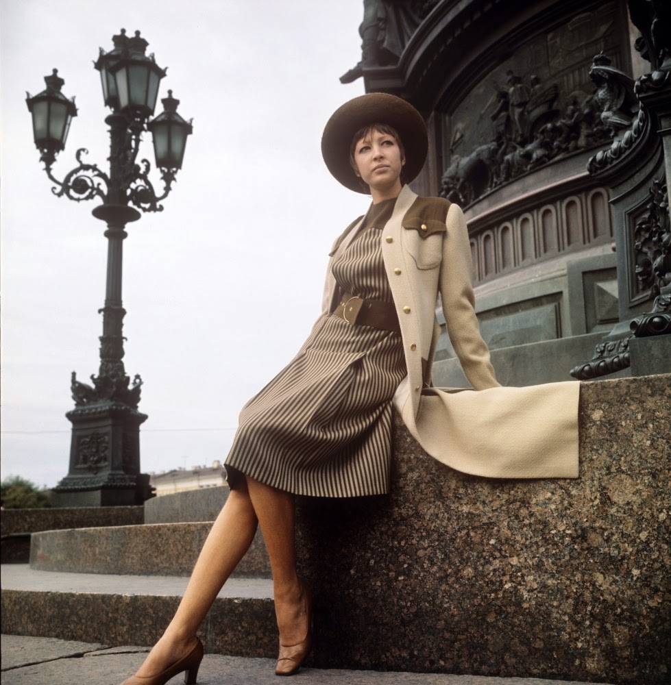Beautiful Women's Fashions in the Soviet Union From the 1960s and 1970s ...