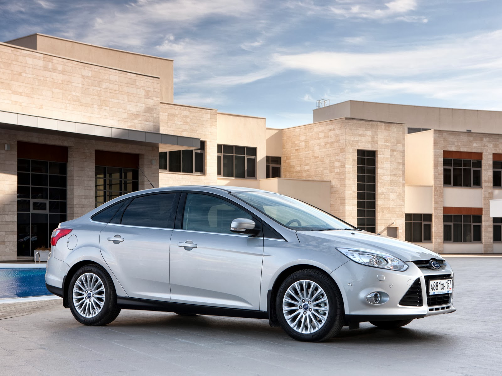 RACIONAUTO: NOVO FORD FOCUS - PREÇOS, VERSÕES E EQUIPAMENTOS