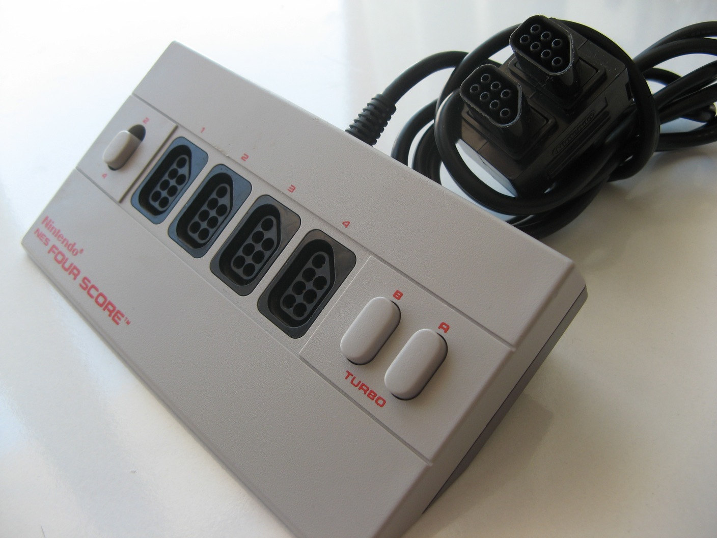 Retro Oyun Konsolu (Sanal) Müzesi: NES multitap